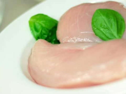 Hoe lang moet kalkoenfilet bakken? Het lijkt een beetje op kipfilet.